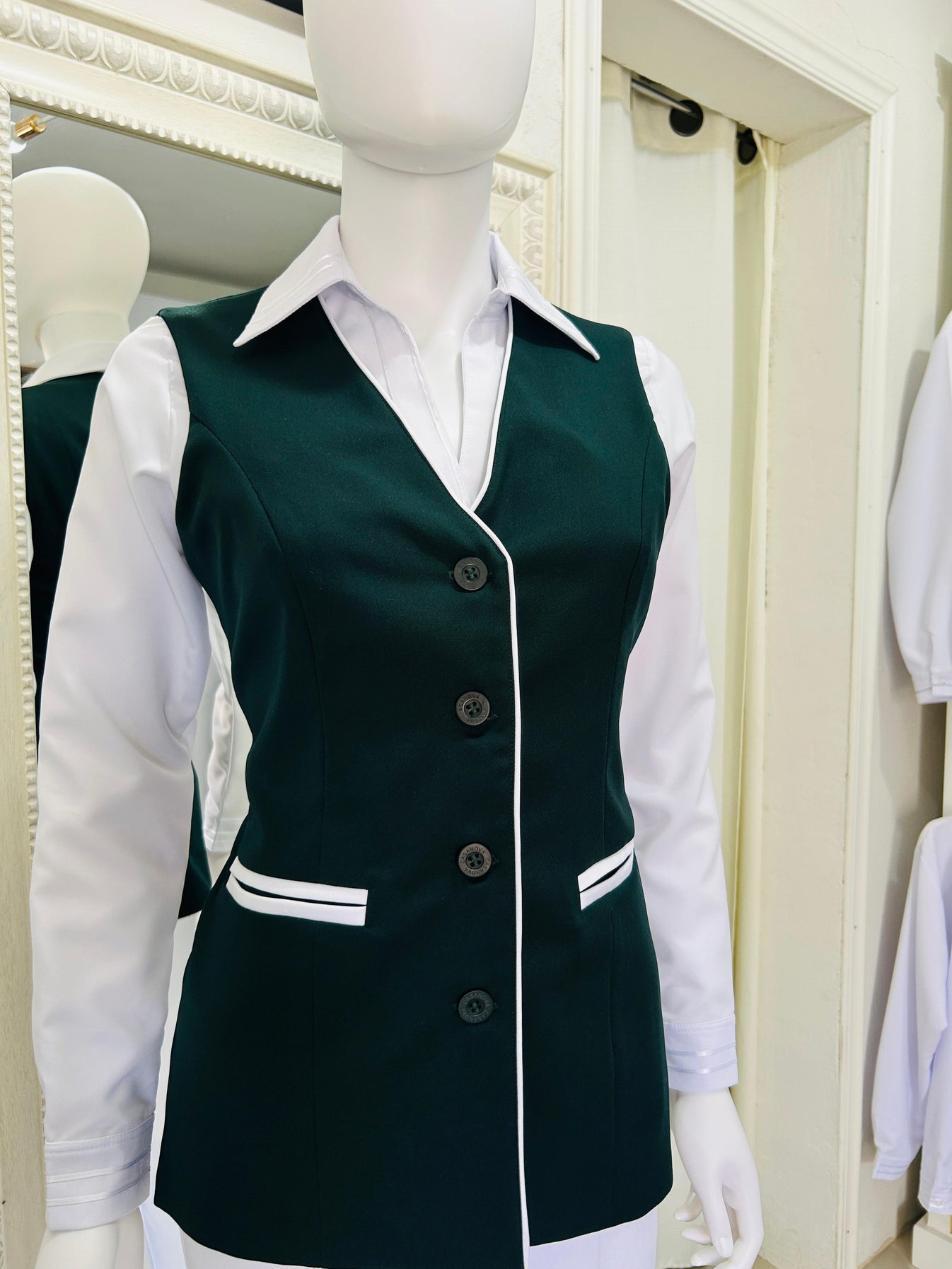 Chaleco Verde combinado IMSS – Casanova Uniformes Y Accesorios